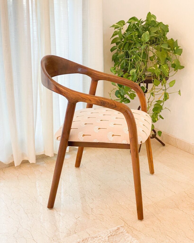 29 Wooden Chair Designs for Timeless Elegance and Modern Chic - Homee Bee