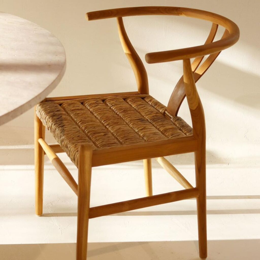 29 Wooden Chair Designs for Timeless Elegance and Modern Chic - Homee Bee